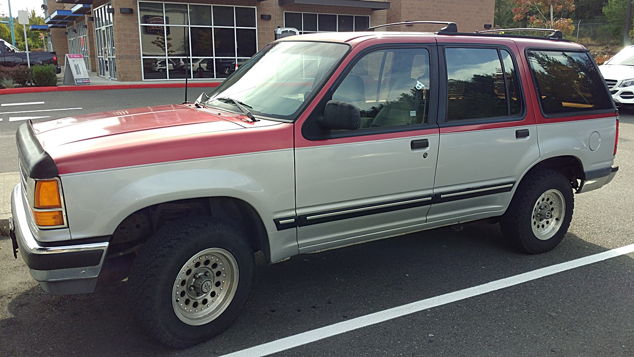 WA Tacoma/Olylmpia: 1992 Ford Explorer XLT 4 door 4x4 KBB Good ...