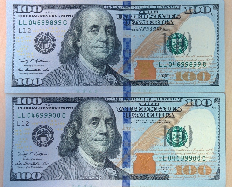 Stack of brand new 100s: one interesting serial number | Coin Talk