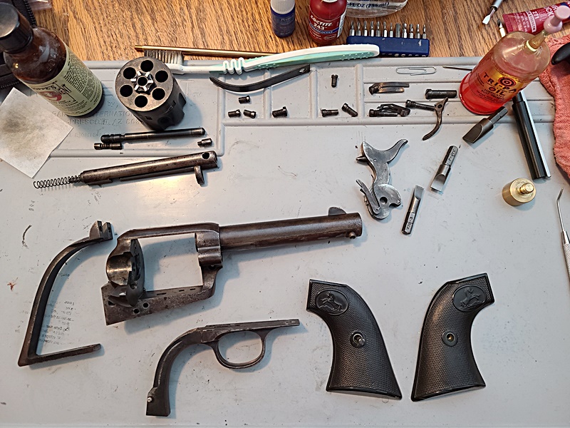 Colt saa disassembly - glolasem