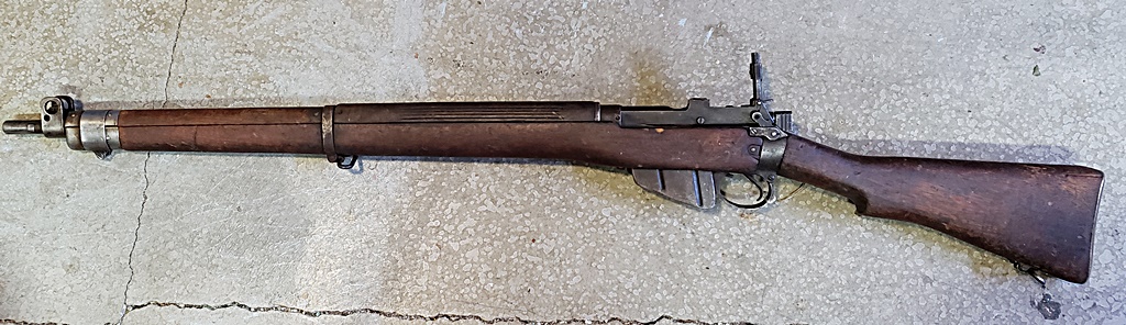 Unusual markings, or lack of, on No 4 rifle**FINAL CLEANUP ...